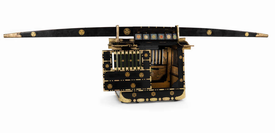 Palanquin (norimono) with Tokugawa and Ichijo Crests | RISD Museum